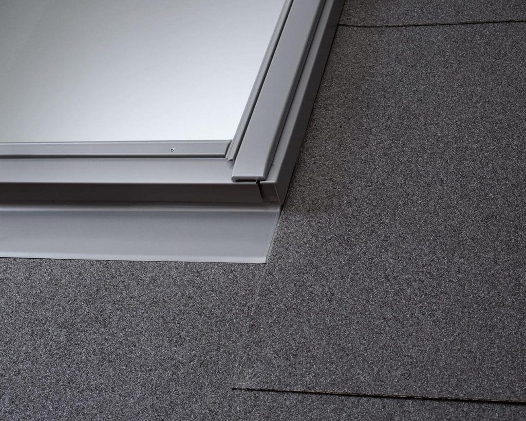 VELUX EDL 2000 Slate Flashing with BDX Insulation Collar - Kelvin Timber